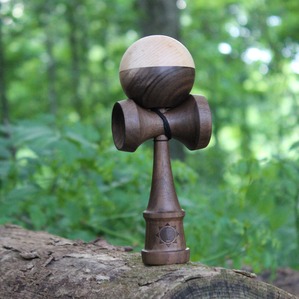 Walnut Halfsplit - Sol Kendamas